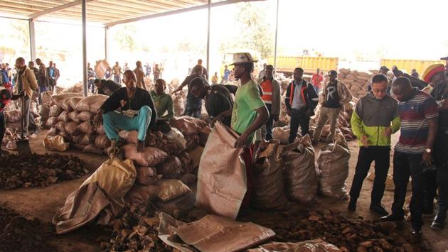 Photos: Congo races to fix artisanal mining problem against ‘blood ...