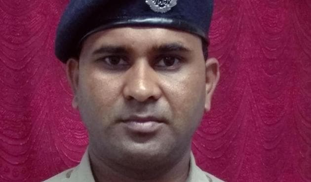 Alert railway constable saves lives of elderly couple crossing tracks ...