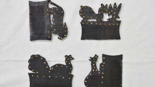 Photos: Retracing Indian tribal heritage through handmade combs ...