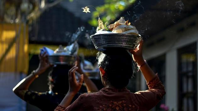 Photos: Balinese Hindu cremations for peace in the afterlife ...