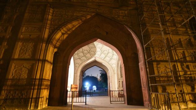 Photos: LED lamps to light up Red Fort this Independence Day ...