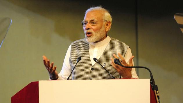 PM Modi greeted by bandh in Kashmir, appeals to Valley youth | Latest ...