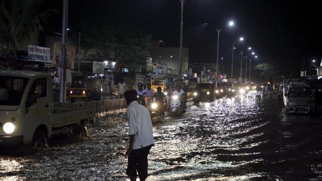 Centre warns five coastal states of flash floods and river swelling due ...