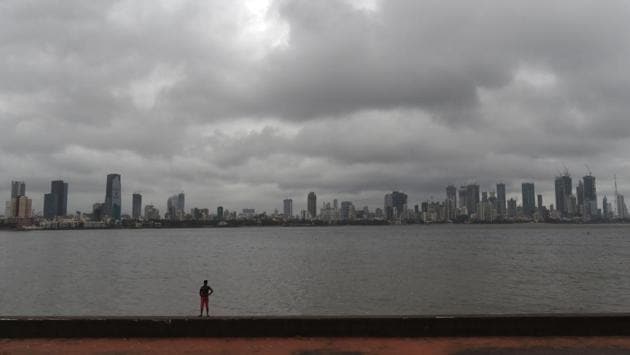 Mumbai Weather: Mumbai braces for monsoon season, warnings out for ...
