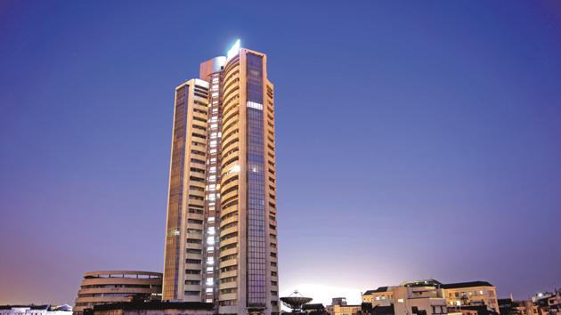 Sensex soars 257 points in see-saw trade | Hindustan Times