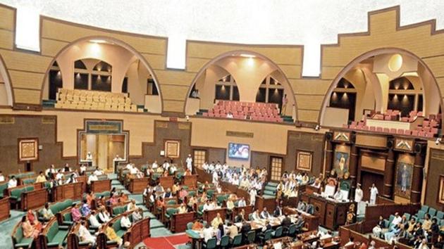 Stormy scenes in Madhya Pradesh assembly over no-confidence motion ...