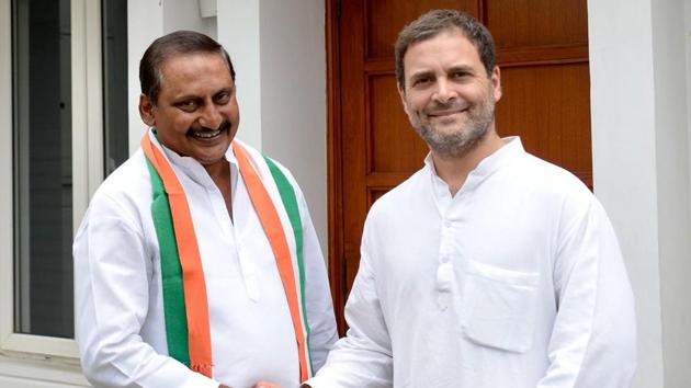 Former Andhra Pradesh CM Kiran Kumar Reddy rejoins Congress | Latest ...