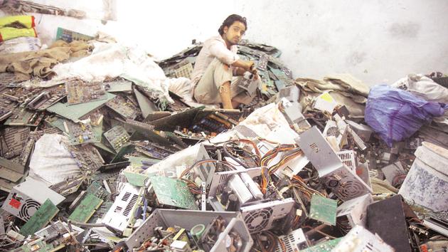 Delhi civic body will collect e-waste from doorstep, pay for it too ...