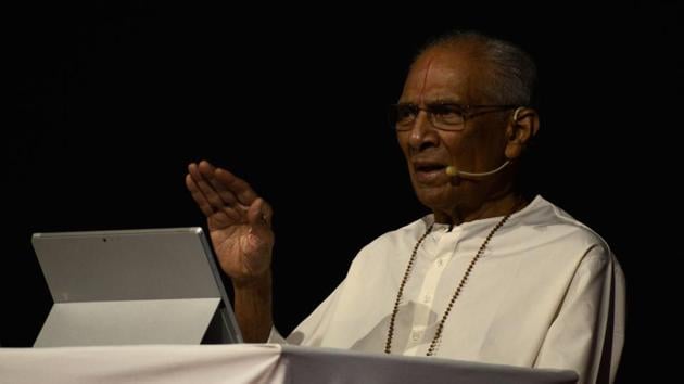 In special Guru Purnima discourse in Pune, Swami Parthasarathy says ...