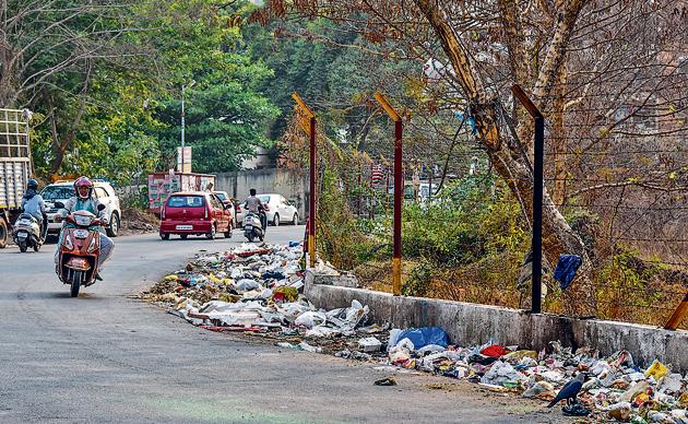 Environment Status Report 2017-2018: Garbage management, automobile air ...