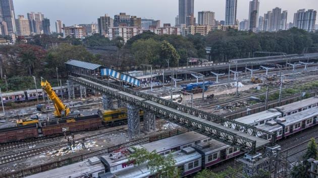 Mumbai’s Prabhadevi FOB work likely to complete only by December ...