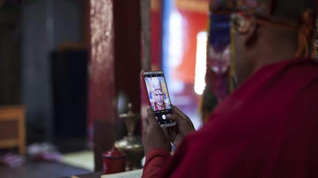Photos: As winter approaches, Himalayan Buddhists prepare for isolation ...