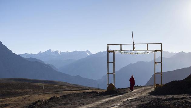 Photos: As winter approaches, Himalayan Buddhists prepare for isolation ...