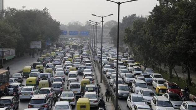 Petrol blue, diesel orange: Centre plans colour-coded stickers for cars ...