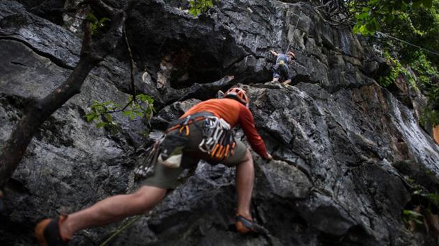 Photos: Myanmar climbers eye Hkakabo Razi, the peak conquered only once ...