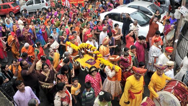 #puneinpixels: Parsi New Year, fiery patriotism, and burning devotion ...