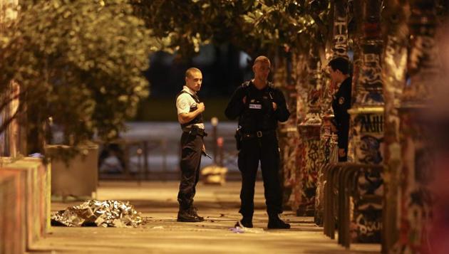 France investigates Paris knife attack, terror motive not suspected so ...