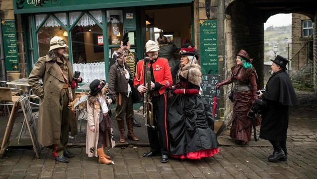 PHOTOS: Fascinating scenes from the Haworth Steampunk Week in England ...