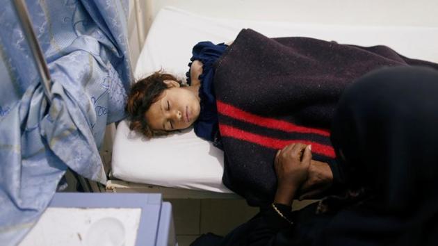 Photos: Yemen rushes to stem world’s worst cholera outbreak | Hindustan ...