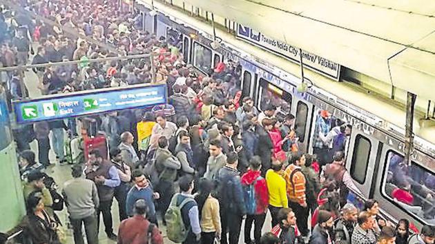 To beat rush hour, DMRC to induct 334 coaches to Delhi Metro trains ...
