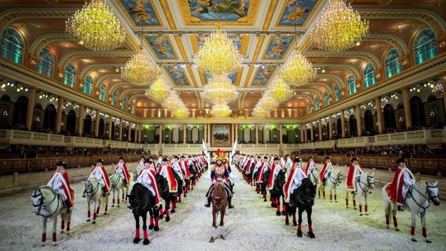 Photos: Exclusive riding clubs, horse towns as China saddles up ...