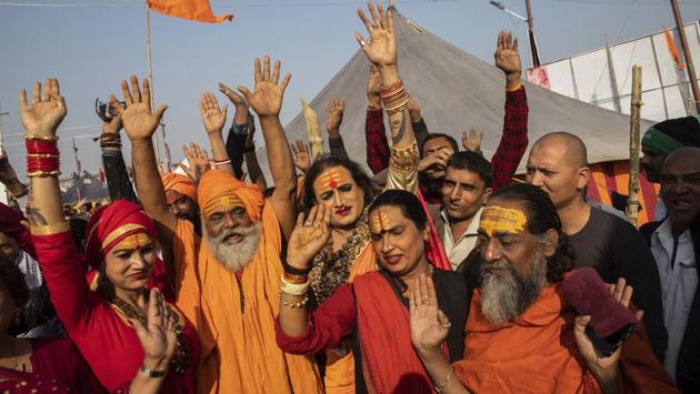 Photos: Indian transgender activist shakes up Kumbh with Kinnar Akhara ...