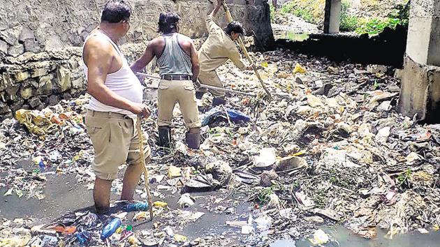 Your space: PCMC should bring dignity to sanitary work | Hindustan Times