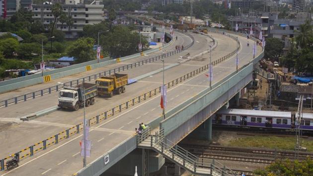 At railway junctions , 250 flyovers to ease congestions| India News