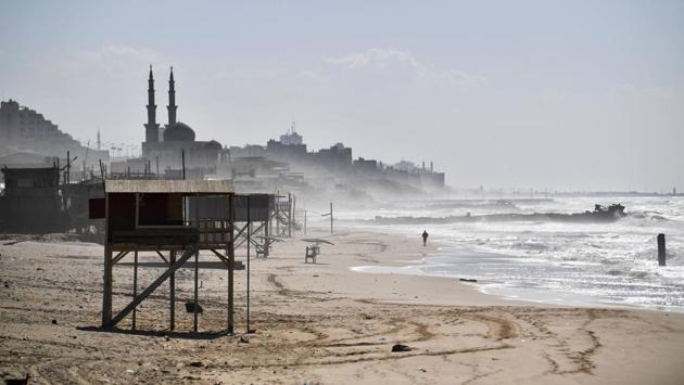 Photos: 24 hours in Gaza, near the anniversary of border protests ...