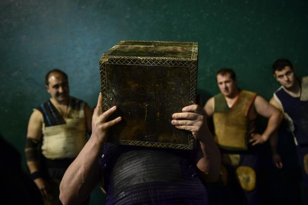 Photos: Lifting 200-kilogram stones in Spain’s Basque Country ...