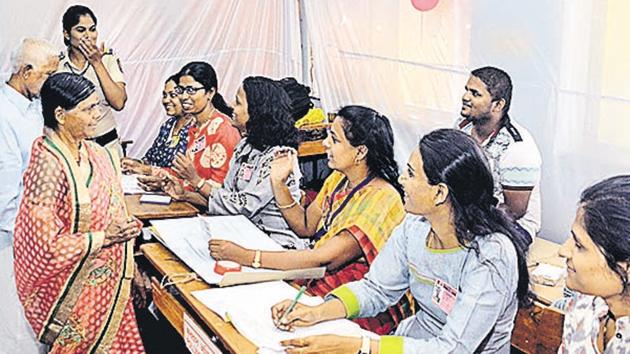 Lok Sabha Elections 2019: All-women team manage ‘pink booth’ in Pune ...