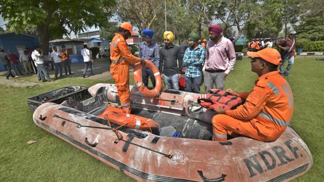 Three still untraceable after Sunday’s boat capsize in Manipur| India News