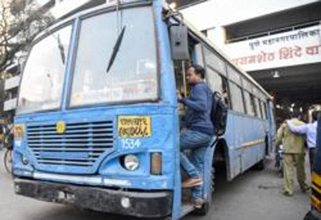 PMPML installs fire fighting systems in 1,100 buses | Hindustan Times