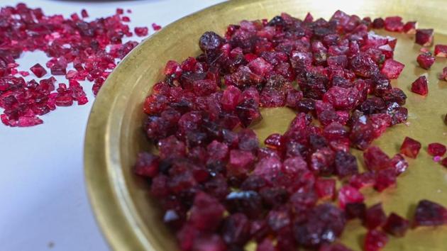 Photos: Gem hunters exploit Myanmar law change in ruby rush | Hindustan ...