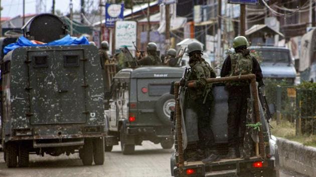 5 CRPF personnel killed in Anantnag’s terror attack; 1 terrorist gunned ...