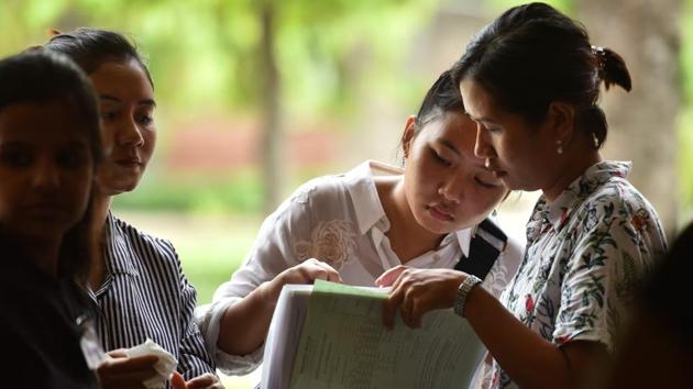 DU admissions 2019: Third cut-off list out, over 18,000 seats still up ...