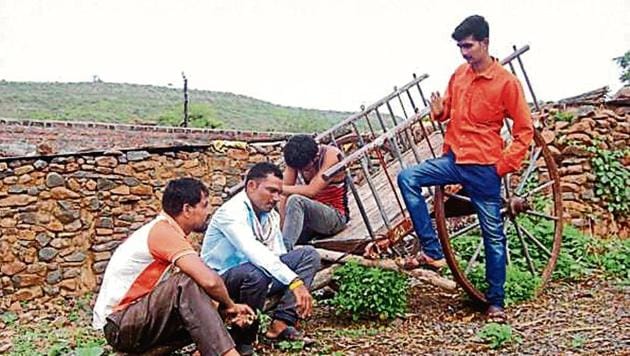 Bachelors of Beed: No water means no job, no bride in this Maharashtra ...
