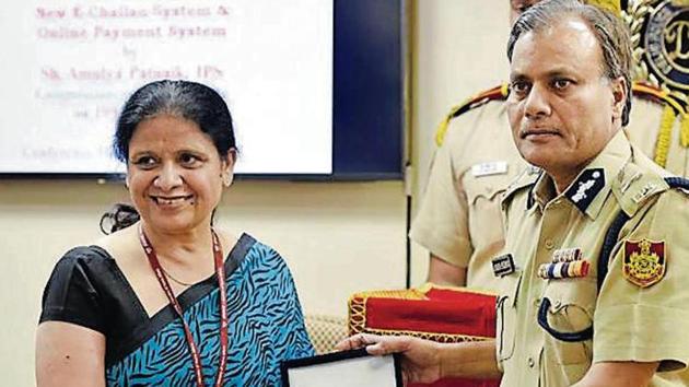 E-challan facility will help enforce rules: Delhi top cop | Latest News ...
