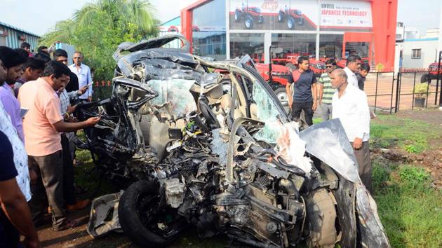 Passer-by stops to help Pune accident victims, realises one of them is his brother - Hindustan Times