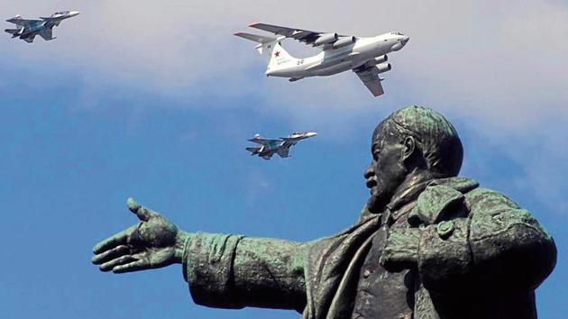 US set to test missiles as arms control treaty dies | World News