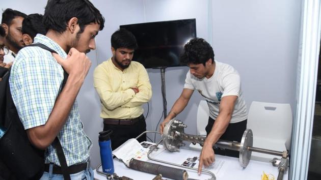 At IIT tech exhibit, researchers provide simple solutions for everyday ...
