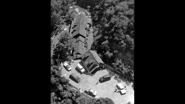 Photos: Manson murders grip tourists and Tarantino 50 years on ...
