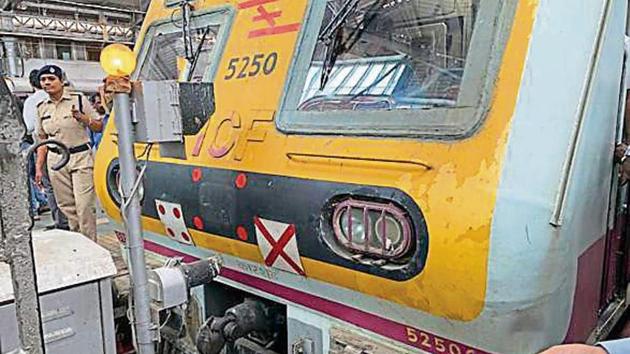 Mumbai train halts, passengers alight, it crashes into buffer | Mumbai news