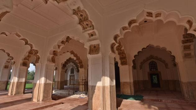 Mumtaz Mahal Red Fort