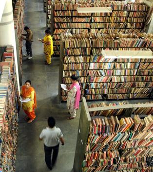 3 yrs on, e-library awaits Rs 5 cr sanctioned by state - Hindustan Times