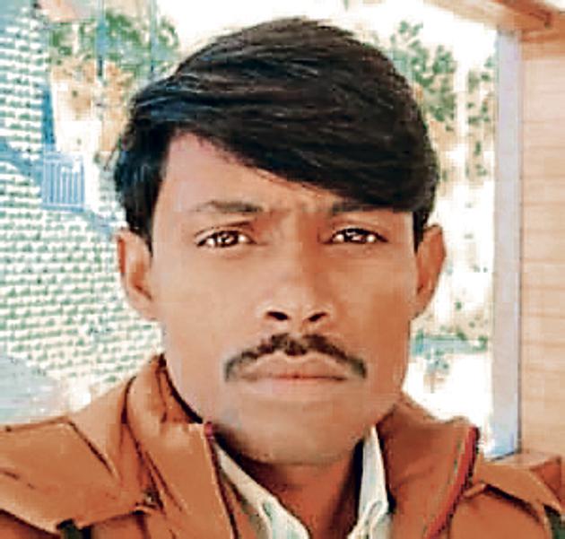 Painter found dead, hunt on for man who lent him ₹9,000 | Hindustan Times