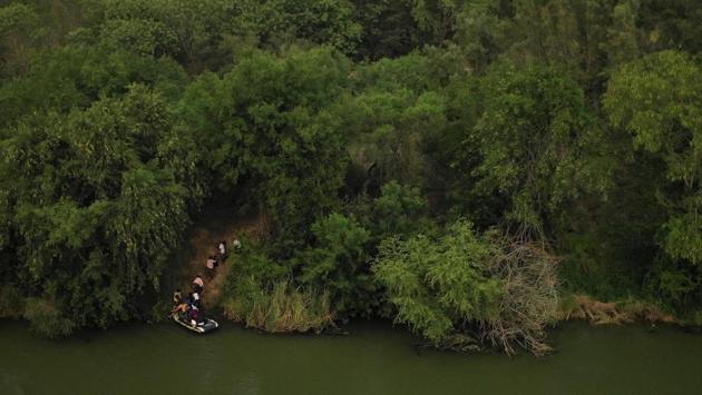 Photos: A year documenting migration on the Rio Grande | Hindustan Times