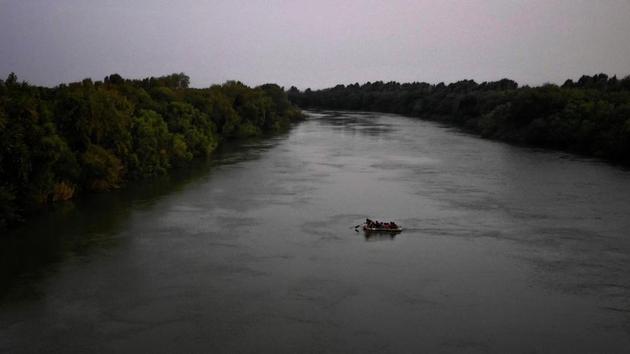 Photos: A year documenting migration on the Rio Grande | Hindustan Times