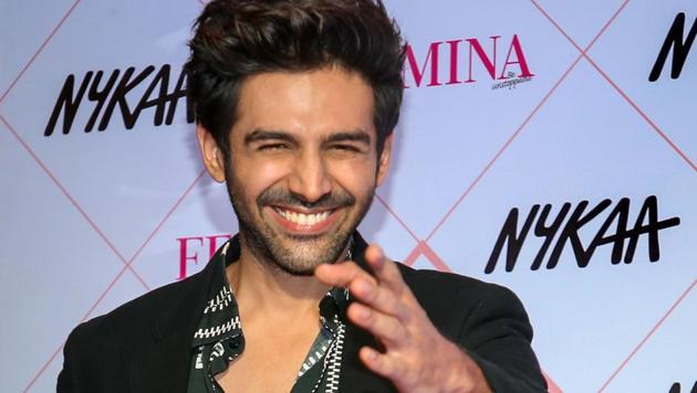 Kartik Aaryan wonders why he hasn’t been invited to a roundtable ... Kartik Aaryan wonders why he hasn’t been invited to a roundtable ...