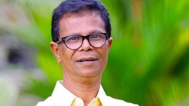 Popular Kerala actor shows how to make a mask in 9 minutes - Hindustan ...